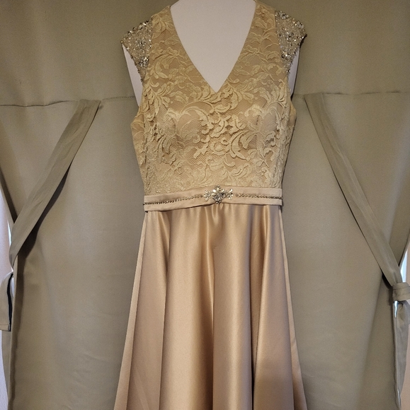 JJs House | Dresses | Jj House Special Occasion Dress | Poshmark